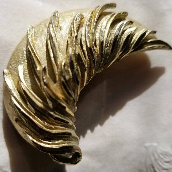 Jewelry | Vintage Bsk Gold Crescent Brooch Brushed Metal 196s | Poshmark
